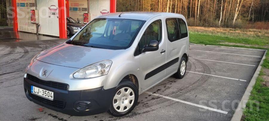 Pelēks Peugeot Partner 2014 Rīga, ar dzinēja tilpumu 1.60 L un nobraukumu 241 tūkst. km par 3100 €, foto 3 vietnē AUTOMOTO.COM.LV