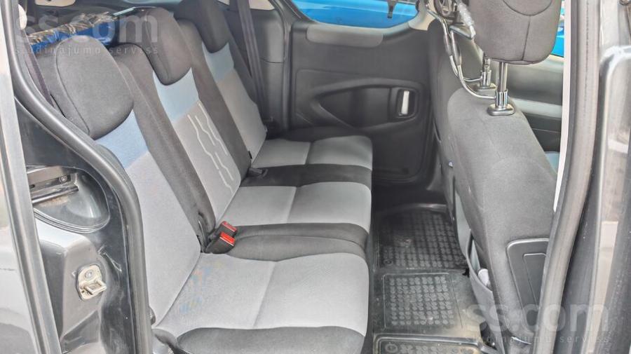 Grey Peugeot Partner 2014 in Riga, with an engine capacity of 1.60 L and mileage of 117 thousand km for 4300 €, photo 14 on AUTOMOTO.COM.LV