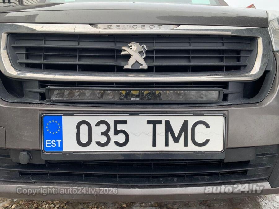 Grey Peugeot Partner 2016 in Tallinn, with an engine capacity of 1.60 L and mileage of 268 thousand km for 5500 €, photo 18 on AUTOMOTO.COM.LV