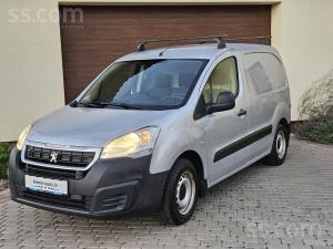 Pelēks Peugeot Partner 2016 Rīga, ar dzinēja tilpumu 1.60 L un nobraukumu 145 tūkst. km par 4950 €, foto  vietnē AUTOMOTO.COM.LV