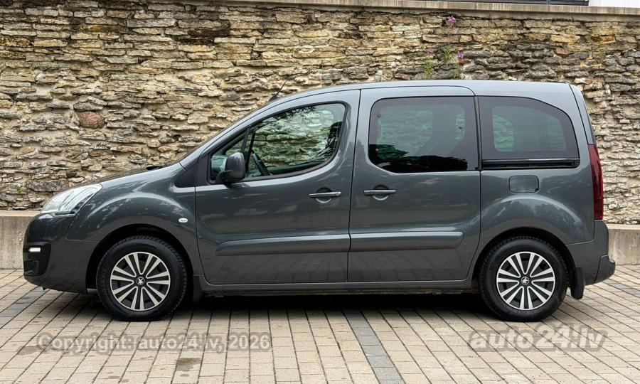 Grey Peugeot Partner 2016 in Tallinn, with an engine capacity of 1.60 L and mileage of 151 thousand km for 7790 €, photo 3 on AUTOMOTO.COM.LV