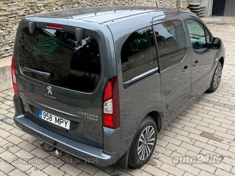 Grey Peugeot Partner 2016 in Tallinn, with an engine capacity of 1.60 L and mileage of 151 thousand km for 7790 €, photo 11 on AUTOMOTO.COM.LV