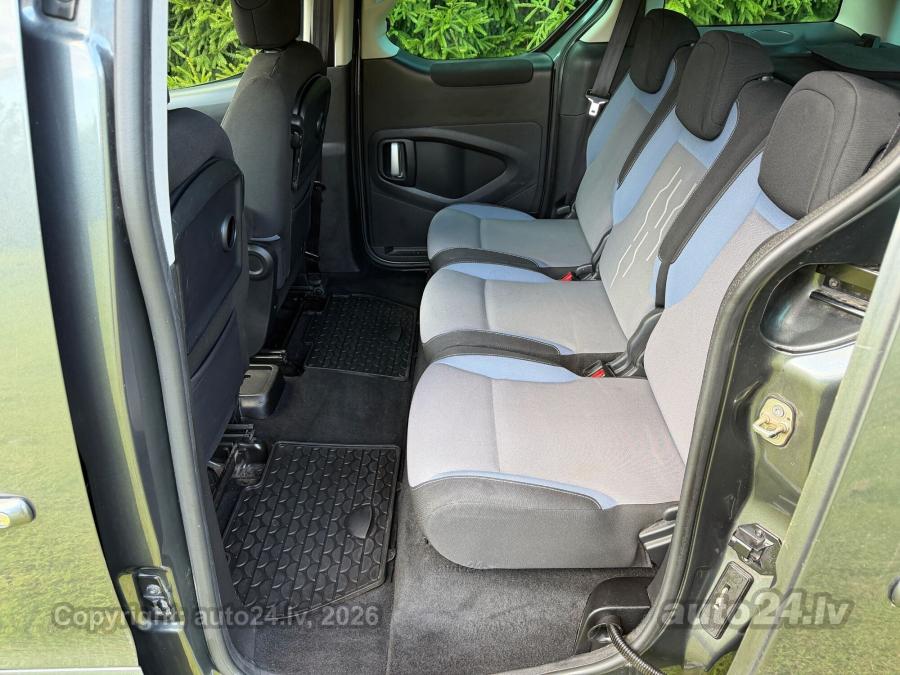 Grey Peugeot Partner 2016 in Tallinn, with an engine capacity of 1.60 L and mileage of 151 thousand km for 7790 €, photo 16 on AUTOMOTO.COM.LV