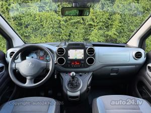 Grey Peugeot Partner 2016 in Tallinn, with an engine capacity of 1.60 L and mileage of 151 thousand km for 7790 €, photo 21 on AUTOMOTO.COM.LV