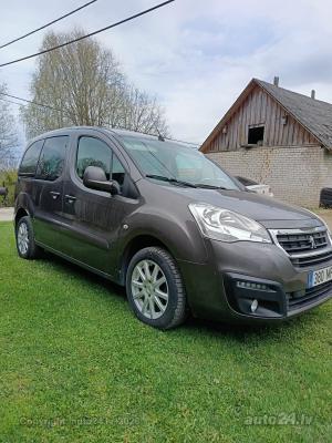Pelēks Peugeot Partner 2018 Tallina, ar dzinēja tilpumu 1.60 L un nobraukumu 260 tūkst. km par 6500 €, foto 4 vietnē AUTOMOTO.COM.LV