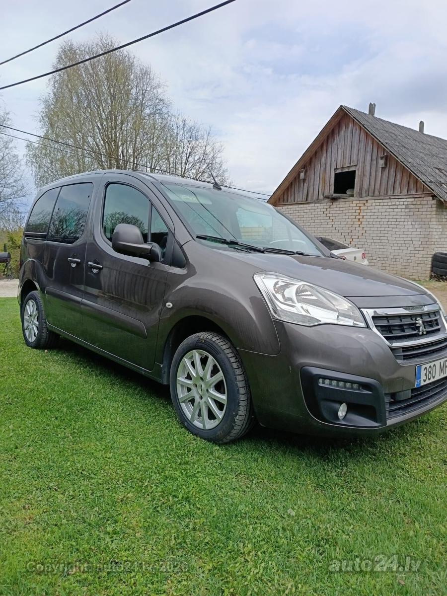 Pelēks Peugeot Partner 2018 Tallina, ar dzinēja tilpumu 1.60 L un nobraukumu 260 tūkst. km par 6500 €, foto 4 vietnē AUTOMOTO.COM.LV
