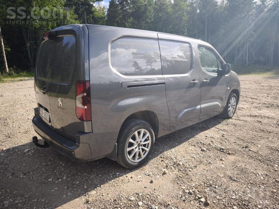 Pelēks Peugeot Partner 2019 Talsi, ar dzinēja tilpumu 1.50 L un nobraukumu 110 tūkst. km par 9750 €, foto 5 vietnē AUTOMOTO.COM.LV