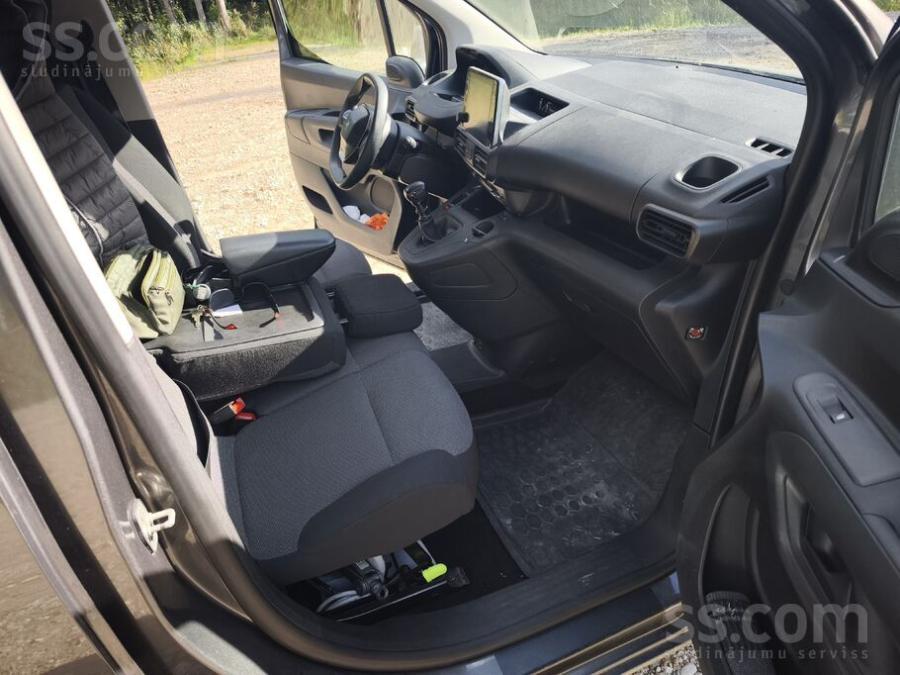Pelēks Peugeot Partner 2019 Talsi, ar dzinēja tilpumu 1.50 L un nobraukumu 110 tūkst. km par 9750 €, foto 7 vietnē AUTOMOTO.COM.LV