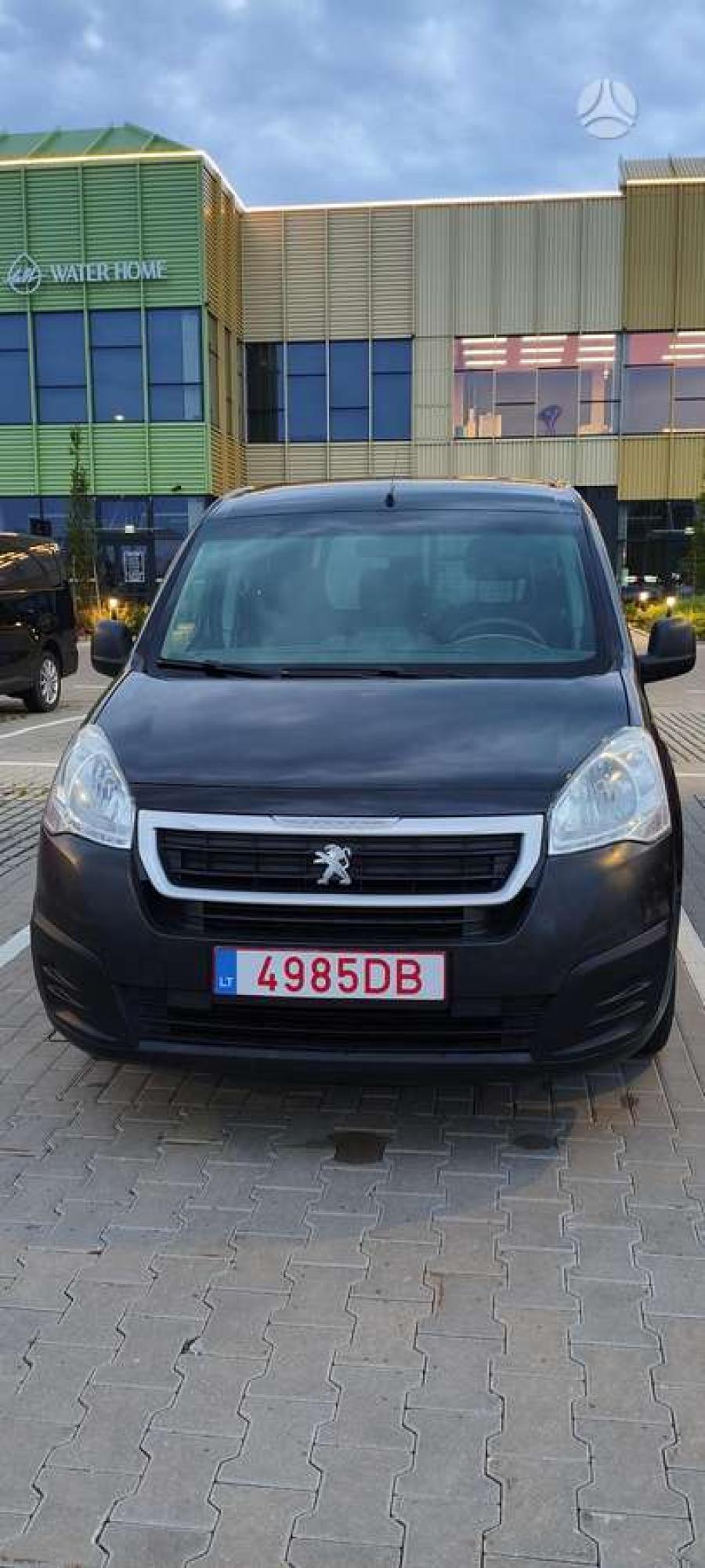 Peugeot Partner 2017 in Vilnius, with an engine capacity of 1.60 L and mileage of 256 thousand km for 5799 €, photo 11 on AUTOMOTO.COM.LV