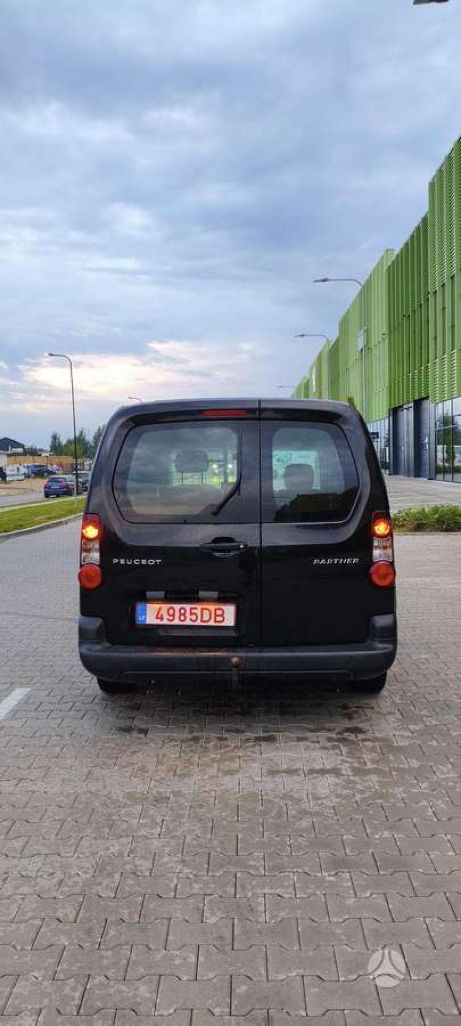 Peugeot Partner 2017 in Vilnius, with an engine capacity of 1.60 L and mileage of 256 thousand km for 5799 €, photo 14 on AUTOMOTO.COM.LV