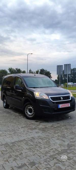 Peugeot Partner 2017 in Vilnius, with an engine capacity of 1.60 L and mileage of 256 thousand km for 5799 €, photo 18 on AUTOMOTO.COM.LV
