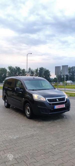 Peugeot Partner 2017 in Vilnius, with an engine capacity of 1.60 L and mileage of 256 thousand km for 5799 €, photo 19 on AUTOMOTO.COM.LV