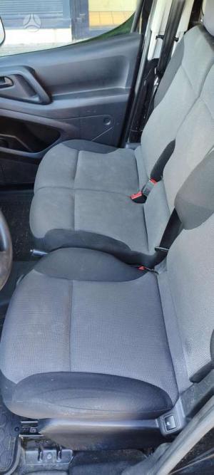 Peugeot Partner 2017 in Vilnius, with an engine capacity of 1.60 L and mileage of 256 thousand km for 5799 €, photo 27 on AUTOMOTO.COM.LV