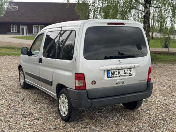 Peugeot Partner 2004 in Vilnius, with an engine capacity of 1.60 L and mileage of 280 thousand km for 1500 €, photo 4 on AUTOMOTO.COM.LV