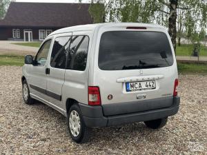 Peugeot Partner 2004 in Vilnius, with an engine capacity of 1.60 L and mileage of 270 thousand km for 1500 €, photo 5 on AUTOMOTO.COM.LV