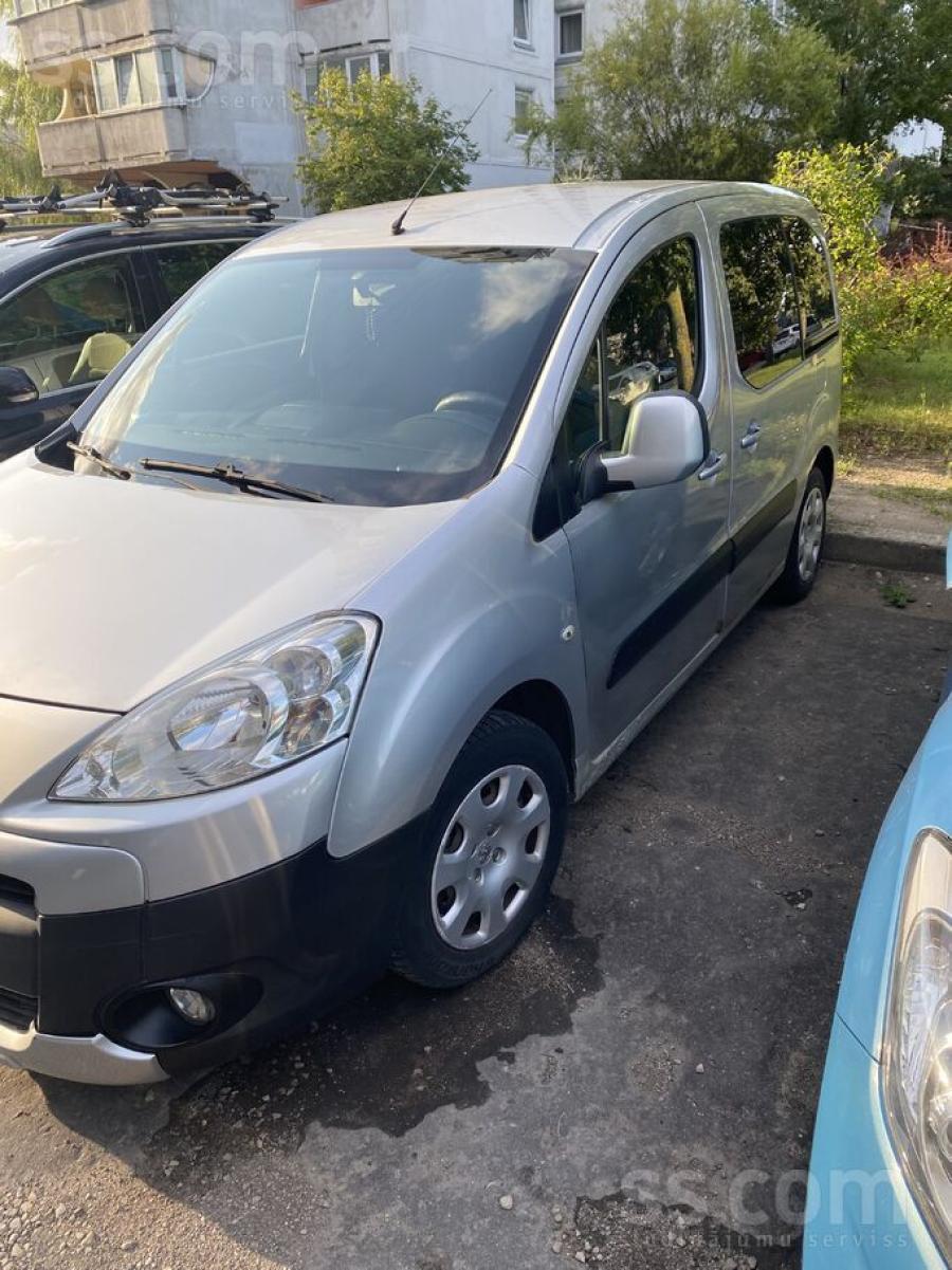 Peugeot Partner 2009 Rīga, ar dzinēja tilpumu 1.60 L un nobraukumu 225 tūkst. km par 2900 €, foto 5 vietnē AUTOMOTO.COM.LV