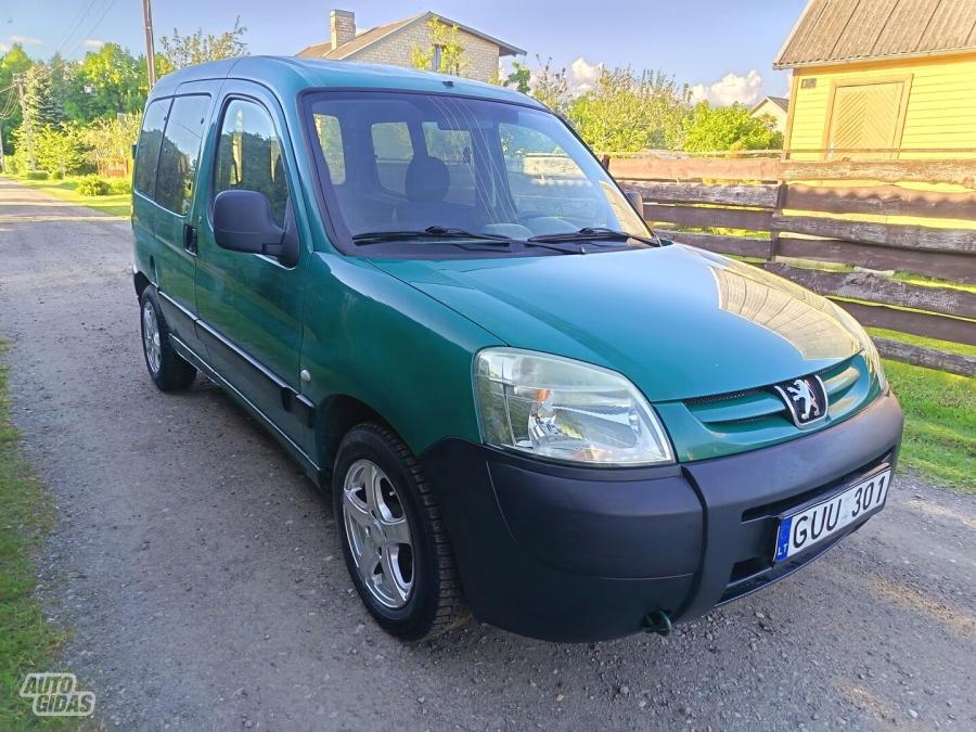 Peugeot Partner 2004 Panevēža, ar dzinēja tilpumu 1.90 L un nobraukumu 321 tūkst. km par 680 €, foto 4 vietnē AUTOMOTO.COM.LV