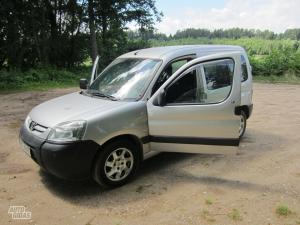 Пежо Partner 2004 в Каунас, объемом двигателя 1.90 л и пробегом 301 тыс. км за 1550 €, фото 7 на AUTOMOTO.COM.LV