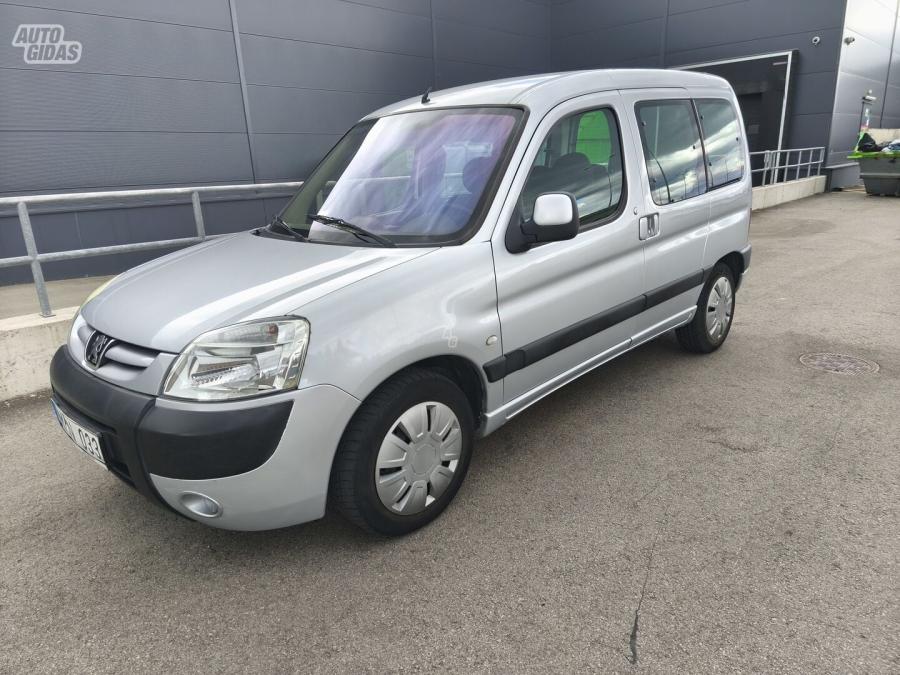 Peugeot Partner 2004 in Kaunas, with an engine capacity of 1.60 L and mileage of 288 thousand km for 1200 €, photo 1 on AUTOMOTO.COM.LV