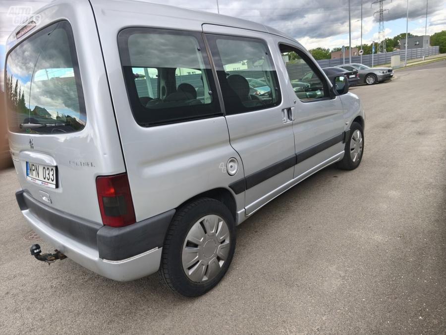 Peugeot Partner 2004 in Kaunas, with an engine capacity of 1.60 L and mileage of 288 thousand km for 1200 €, photo 4 on AUTOMOTO.COM.LV