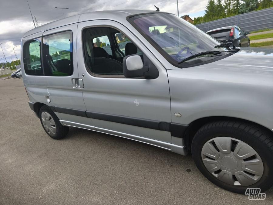 Peugeot Partner 2004 in Kaunas, with an engine capacity of 1.60 L and mileage of 288 thousand km for 1200 €, photo 5 on AUTOMOTO.COM.LV