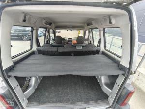 Peugeot Partner 2004 in Kaunas, with an engine capacity of 1.60 L and mileage of 288 thousand km for 1200 €, photo 16 on AUTOMOTO.COM.LV
