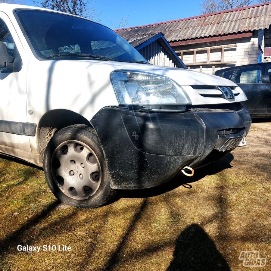 Peugeot Partner 2005 in Vilnius, with an engine capacity of 1.90 L and mileage of 194 thousand km for 350 €, photo 5 on AUTOMOTO.COM.LV
