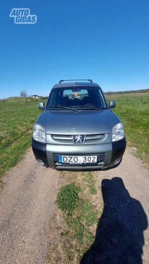 Пежо Partner 2008 в Паланга, объемом двигателя 1.60 л и пробегом 309 тыс. км за 2100 €, фото 3 на AUTOMOTO.COM.LV