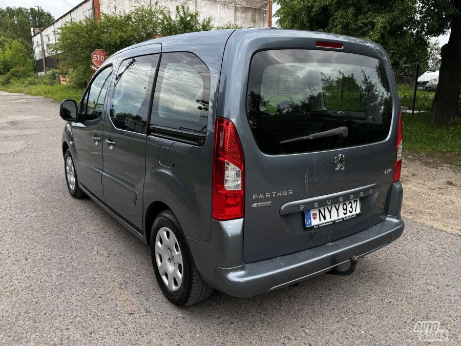 Peugeot Partner 2009 in Siauliai, with an engine capacity of 1.60 L and mileage of 308 thousand km for 3950 €, photo 4 on AUTOMOTO.COM.LV