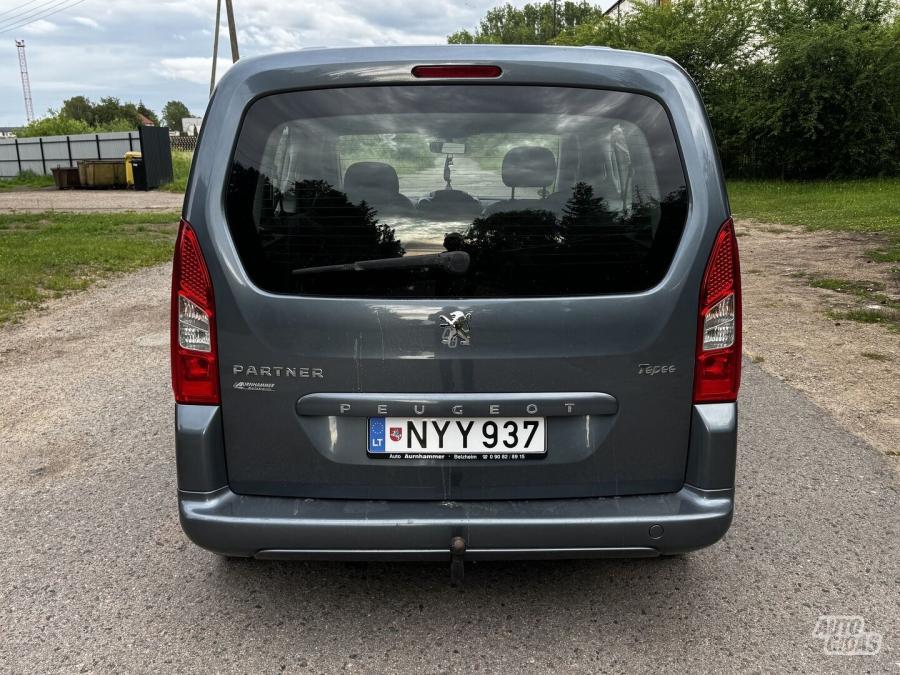 Peugeot Partner 2009 in Siauliai, with an engine capacity of 1.60 L and mileage of 308 thousand km for 3950 €, photo 5 on AUTOMOTO.COM.LV