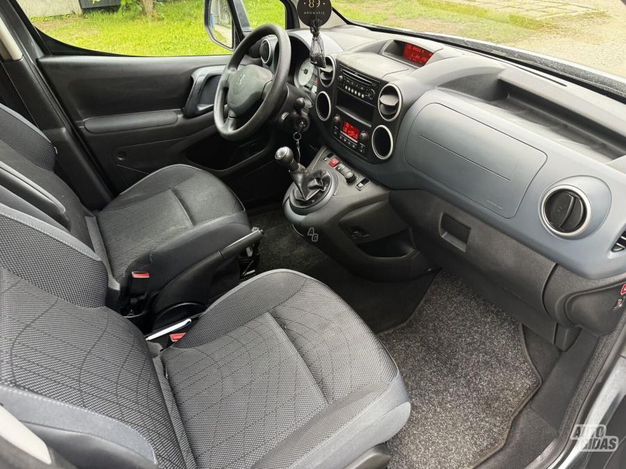 Peugeot Partner 2009 in Siauliai, with an engine capacity of 1.60 L and mileage of 308 thousand km for 3950 €, photo 10 on AUTOMOTO.COM.LV