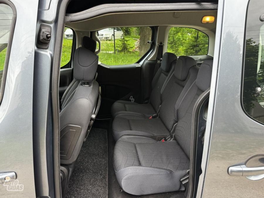 Peugeot Partner 2009 in Siauliai, with an engine capacity of 1.60 L and mileage of 308 thousand km for 3950 €, photo 15 on AUTOMOTO.COM.LV