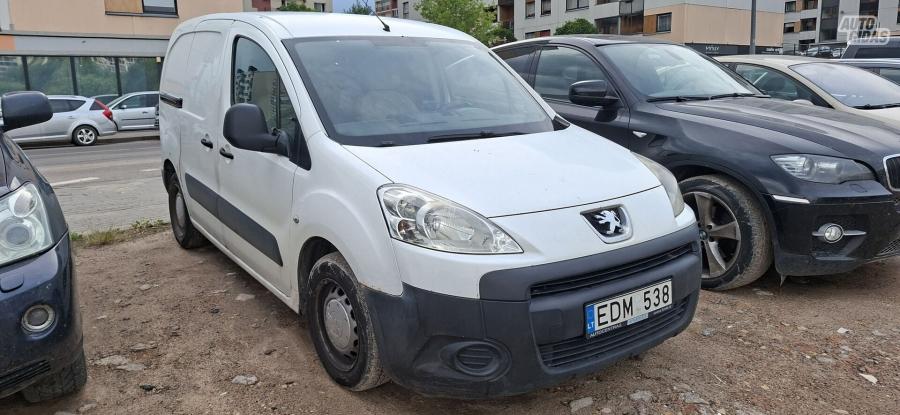 Peugeot Partner 2009 in Vilnius, with an engine capacity of 1.60 L and mileage of 320 thousand km for 500 €, photo 3 on AUTOMOTO.COM.LV