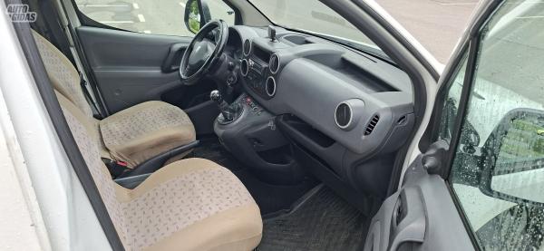 Peugeot Partner 2009 in Vilnius, with an engine capacity of 1.60 L and mileage of 320 thousand km for 500 €, photo 9 on AUTOMOTO.COM.LV