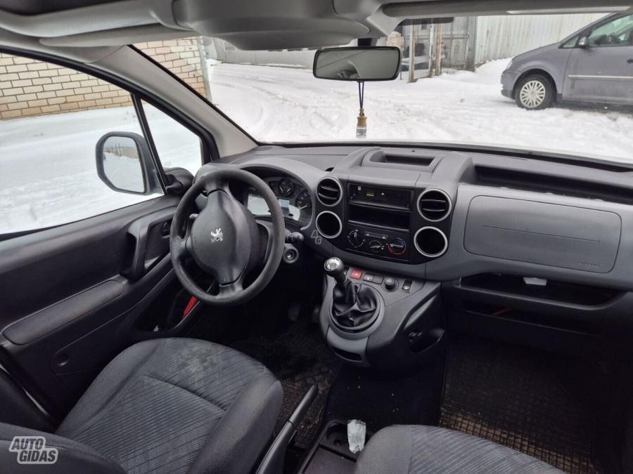 Peugeot Partner 2010 Kauņa, ar dzinēja tilpumu 1.60 L un nobraukumu 320 tūkst. km par 1500 €, foto 6 vietnē AUTOMOTO.COM.LV