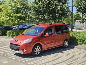 Peugeot Partner 2011 Viļņa, ar dzinēja tilpumu 1.60 L un nobraukumu 134 tūkst. km par 2700 €, foto  vietnē AUTOMOTO.COM.LV