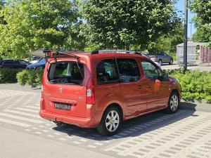 Peugeot Partner 2011 Viļņa, ar dzinēja tilpumu 1.60 L un nobraukumu 134 tūkst. km par 2700 €, foto 4 vietnē AUTOMOTO.COM.LV