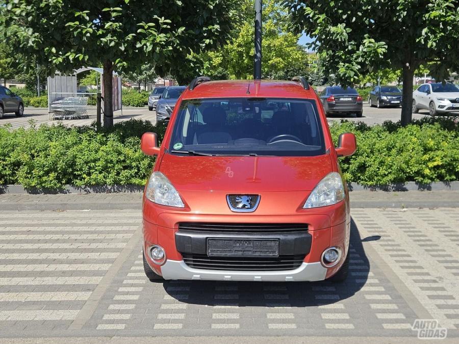 Peugeot Partner 2011 Viļņa, ar dzinēja tilpumu 1.60 L un nobraukumu 134 tūkst. km par 2700 €, foto 12 vietnē AUTOMOTO.COM.LV