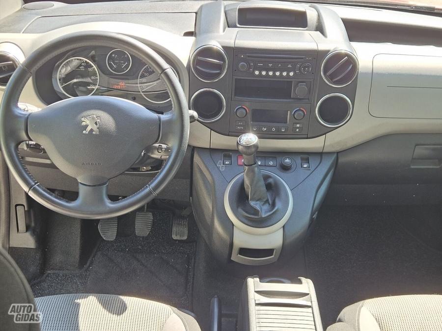 Peugeot Partner 2011 Viļņa, ar dzinēja tilpumu 1.60 L un nobraukumu 134 tūkst. km par 2700 €, foto 13 vietnē AUTOMOTO.COM.LV