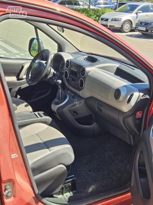 Peugeot Partner 2011 Viļņa, ar dzinēja tilpumu 1.60 L un nobraukumu 134 tūkst. km par 2700 €, foto 18 vietnē AUTOMOTO.COM.LV