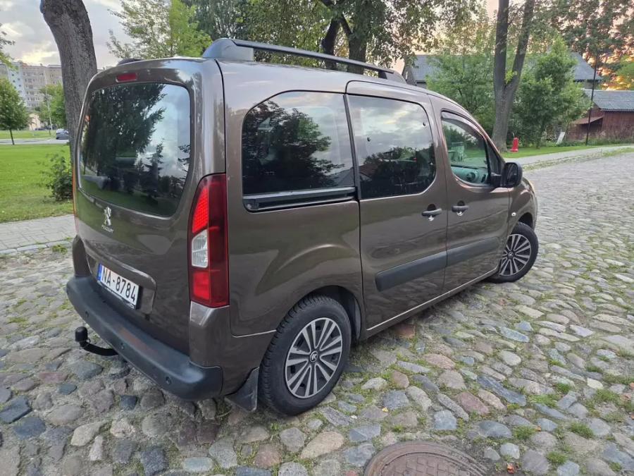Peugeot Partner 2012 Jelgava, ar dzinēja tilpumu 1.60 L un nobraukumu 325 tūkst. km par 3200 €, foto 5 vietnē AUTOMOTO.COM.LV
