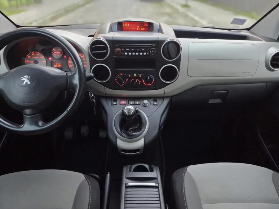 Peugeot Partner 2012 Jelgava, ar dzinēja tilpumu 1.60 L un nobraukumu 325 tūkst. km par 3200 €, foto 22 vietnē AUTOMOTO.COM.LV