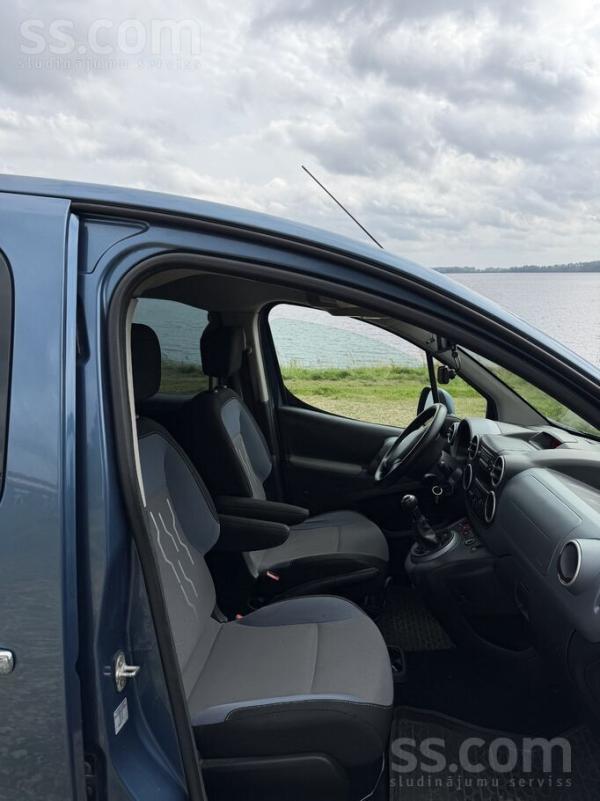 Peugeot Partner 2014 Aizkraukle vietnē Peugeot Partner 2014 Aizkraukle, ar dzinēja tilpumu 1.60 L un nobraukumu 313 tūkst. km par 2880 €, foto 5 vietnē AUTOMOTO.COM.LV