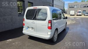 Peugeot Partner 2016 in Riga, with an engine capacity of 1.60 L and mileage of 309 thousand km for 3500 €, photo 4 on AUTOMOTO.COM.LV