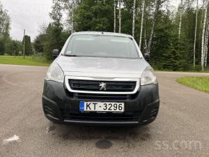 Peugeot Partner 2017 Rīga, ar dzinēja tilpumu 1.60 L un nobraukumu 146 tūkst. km par 3800 €, foto 9 vietnē AUTOMOTO.COM.LV