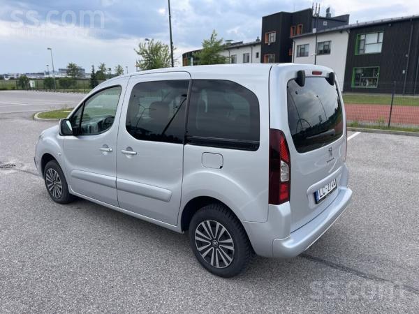 Peugeot Partner 2018 Rīga, ar dzinēja tilpumu 1.60 L un nobraukumu 111 tūkst. km par 350 €, foto 3 vietnē AUTOMOTO.COM.LV