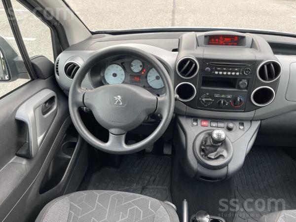 Peugeot Partner 2018 Rīga, ar dzinēja tilpumu 1.60 L un nobraukumu 111 tūkst. km par 350 €, foto 7 vietnē AUTOMOTO.COM.LV