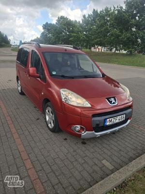 Sarkans Peugeot Partner 2008 Jonava, ar dzinēja tilpumu 1.60 L un nobraukumu 236 tūkst. km par 3000 €, foto 3 vietnē AUTOMOTO.COM.LV