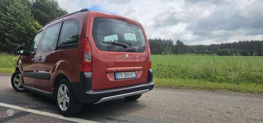 Sarkans Peugeot Partner 2009 Viļņa, ar dzinēja tilpumu 1.56 L un nobraukumu 310 tūkst. km par 4380 €, foto 1 vietnē AUTOMOTO.COM.LV