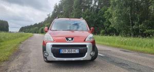 Sarkans Peugeot Partner 2009 Viļņa, ar dzinēja tilpumu 1.56 L un nobraukumu 310 tūkst. km par 4380 €, foto 6 vietnē AUTOMOTO.COM.LV
